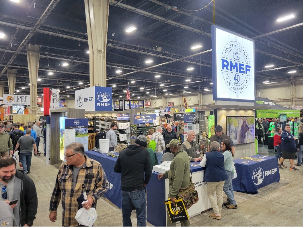 Volunteers at Sportsmen’s Shows | Rocky Mountain Elk Foundation