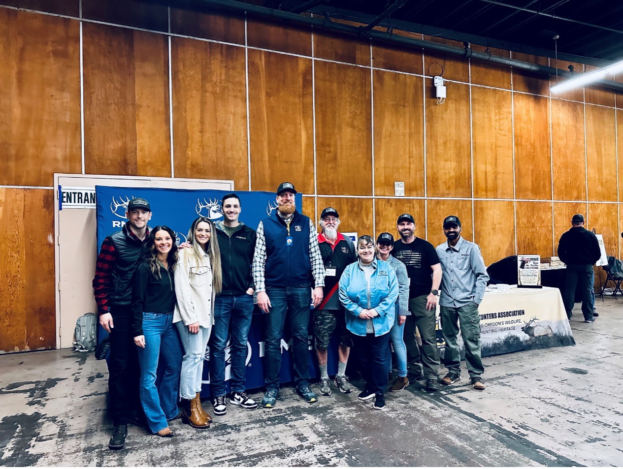 Volunteers at Sportsmen’s Shows | Rocky Mountain Elk Foundation