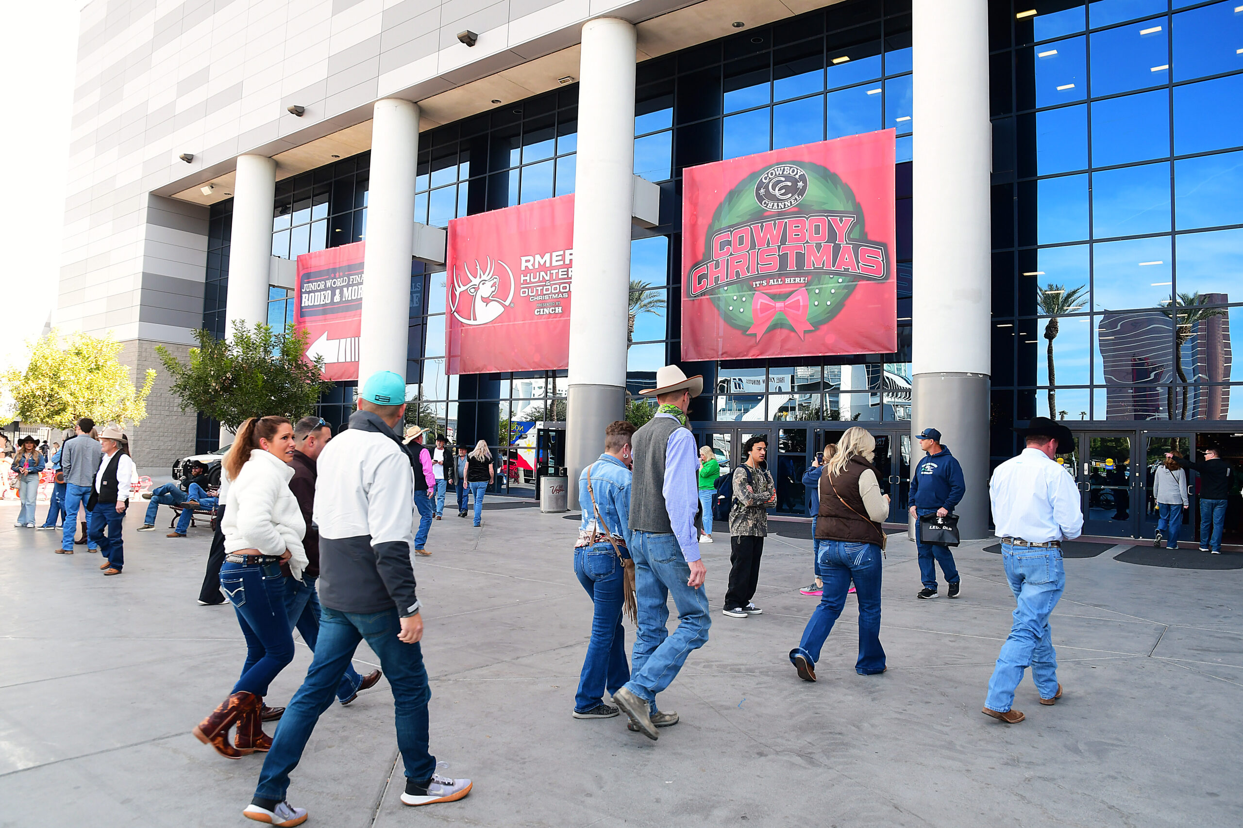 Partner Spotlight: Hunter & Outdoor Christmas Expo | RMEF Media | Rocky ...